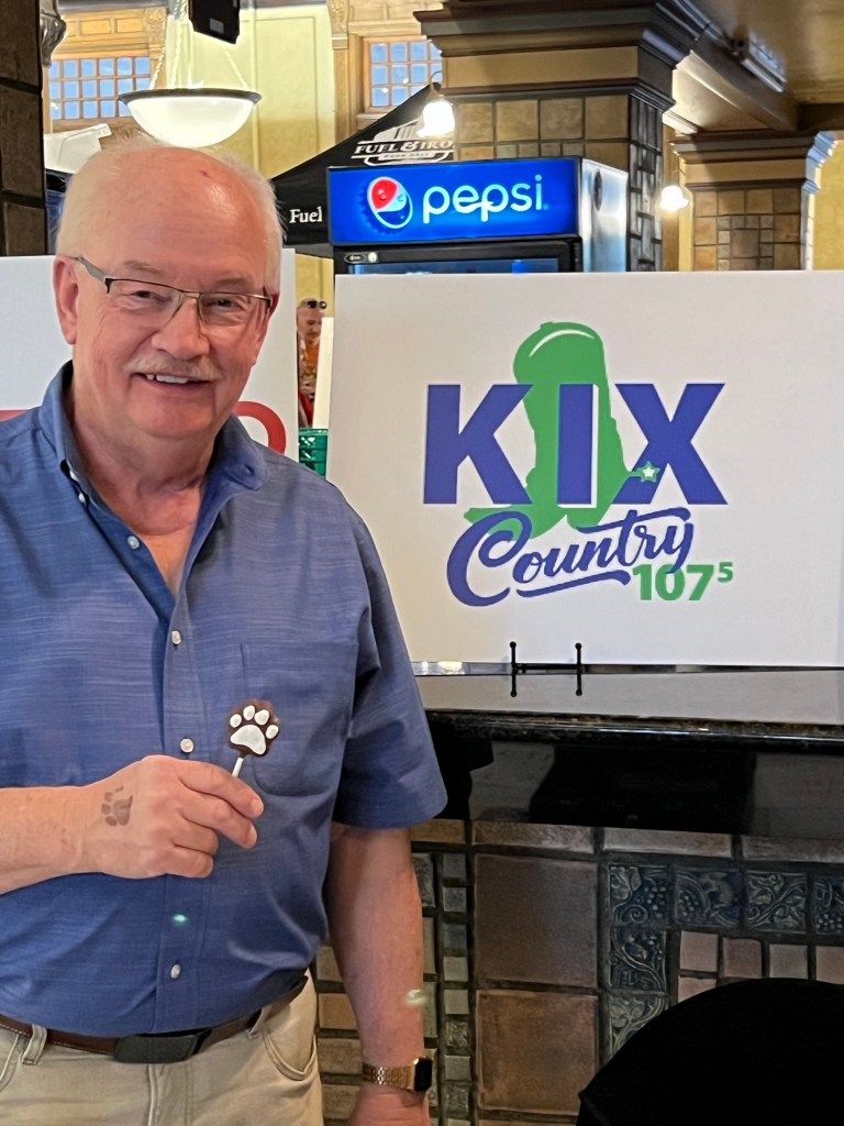 About Us – KIX Country 107.5